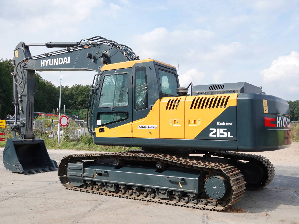 Hyundai R215L Smart Plus *2024 Model – Globalworkstuff